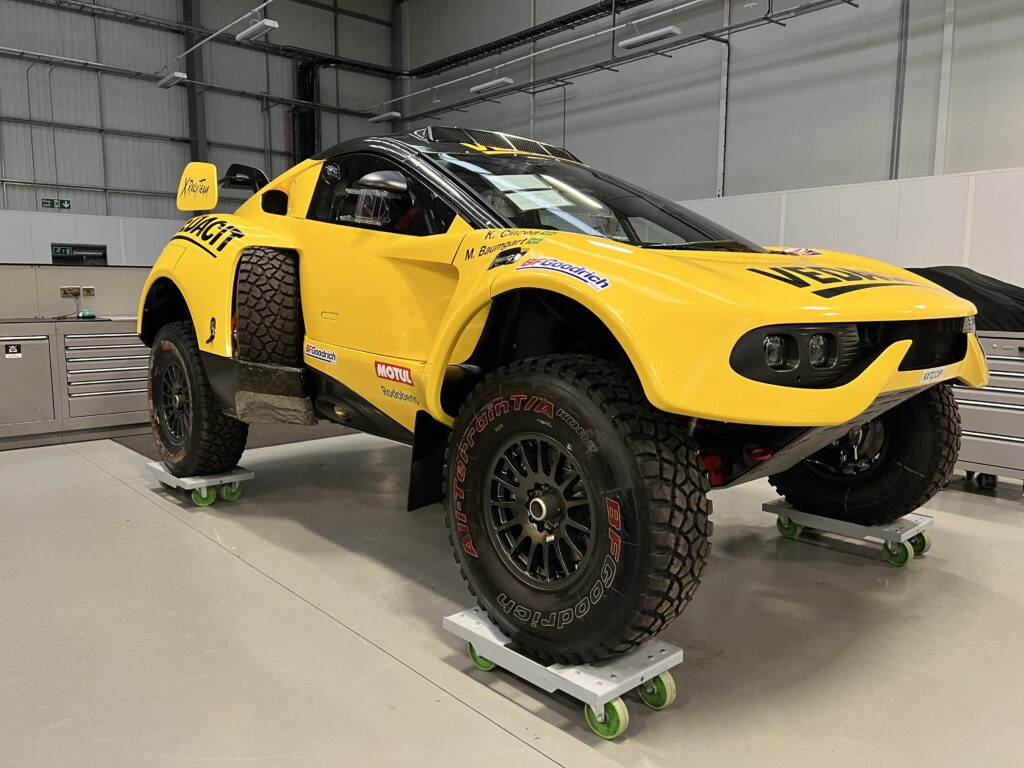 X Rally Team estreia supercarro de rally: Prodrive Hunter T1+