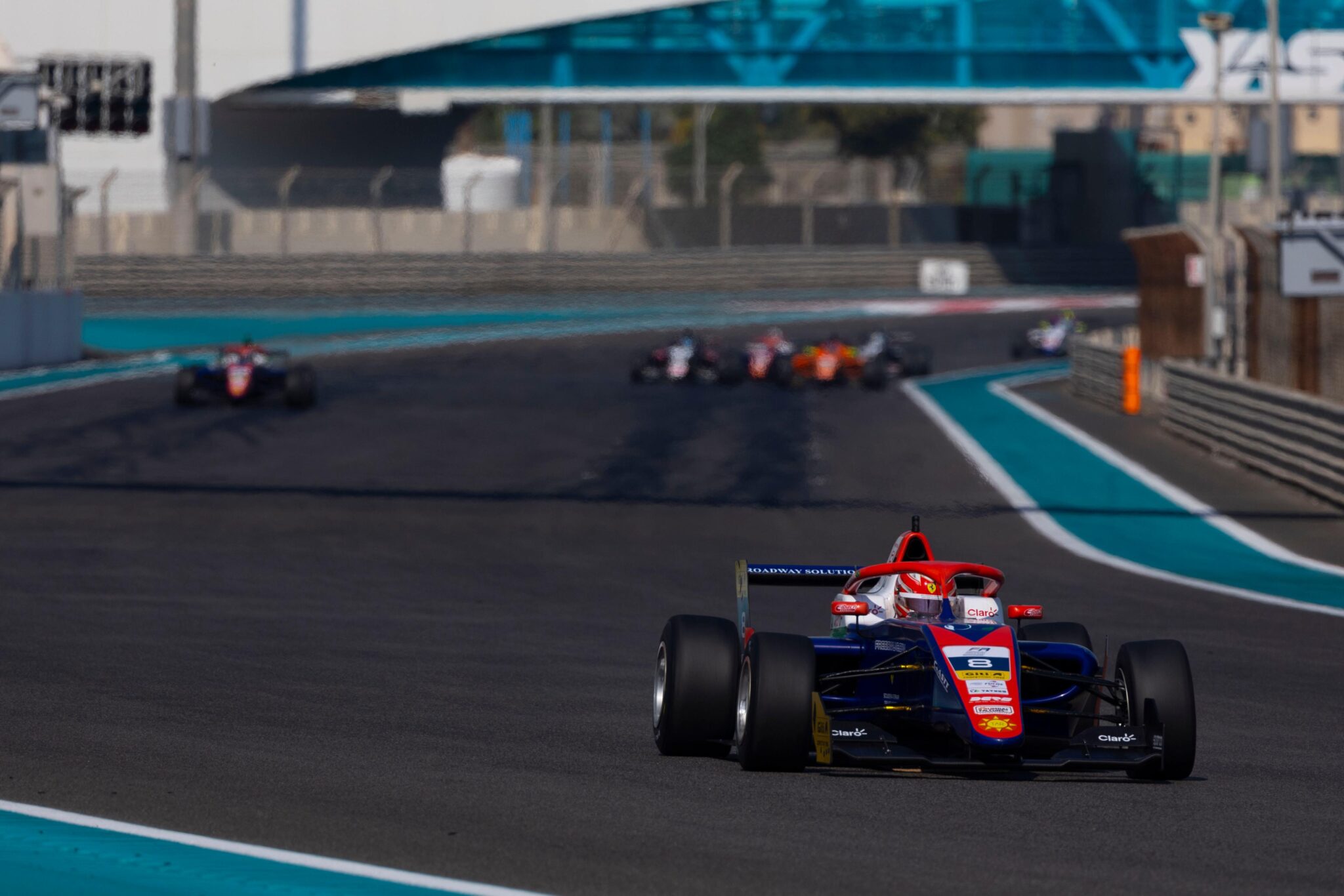 Rafa Câmara vence e sobe para terceiro na Fórmula Regional dos Emirados ...