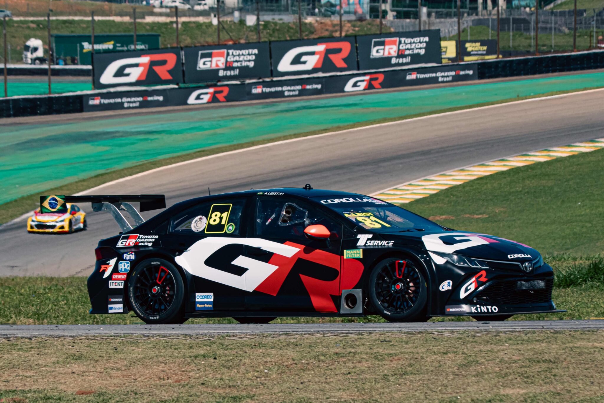 Arthur Leist animado após primeiro treino com a TOYOTA GAZOO Racing em ...