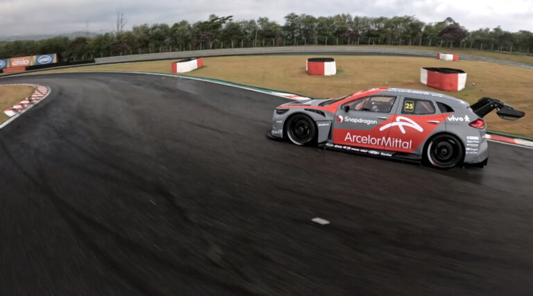 Novo Stock Car SUV 2025 revelado: veja o carro Chevrolet Tracker de corrida