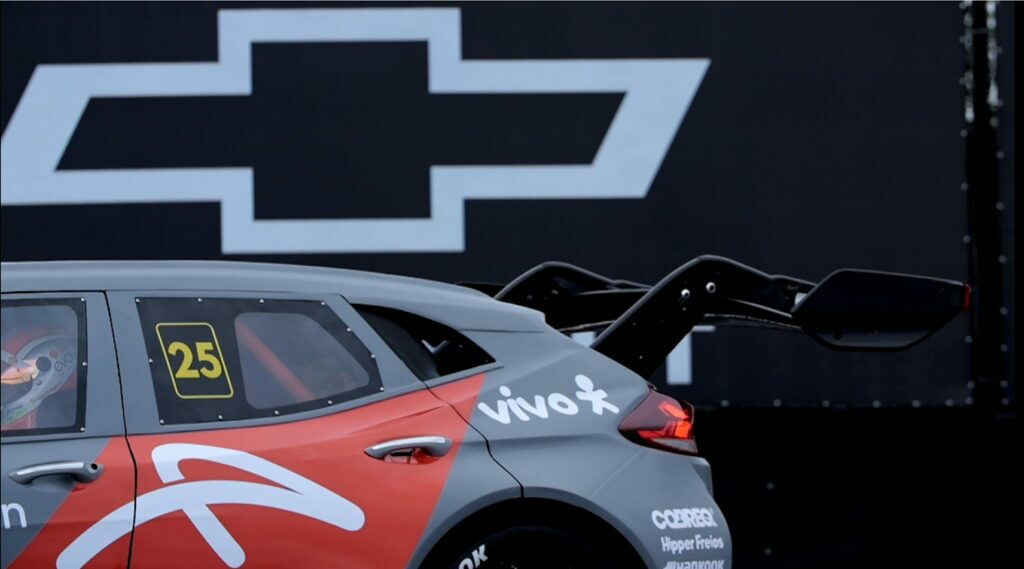 Novo Stock Car SUV 2025 revelado: veja o carro Chevrolet Tracker de corrida